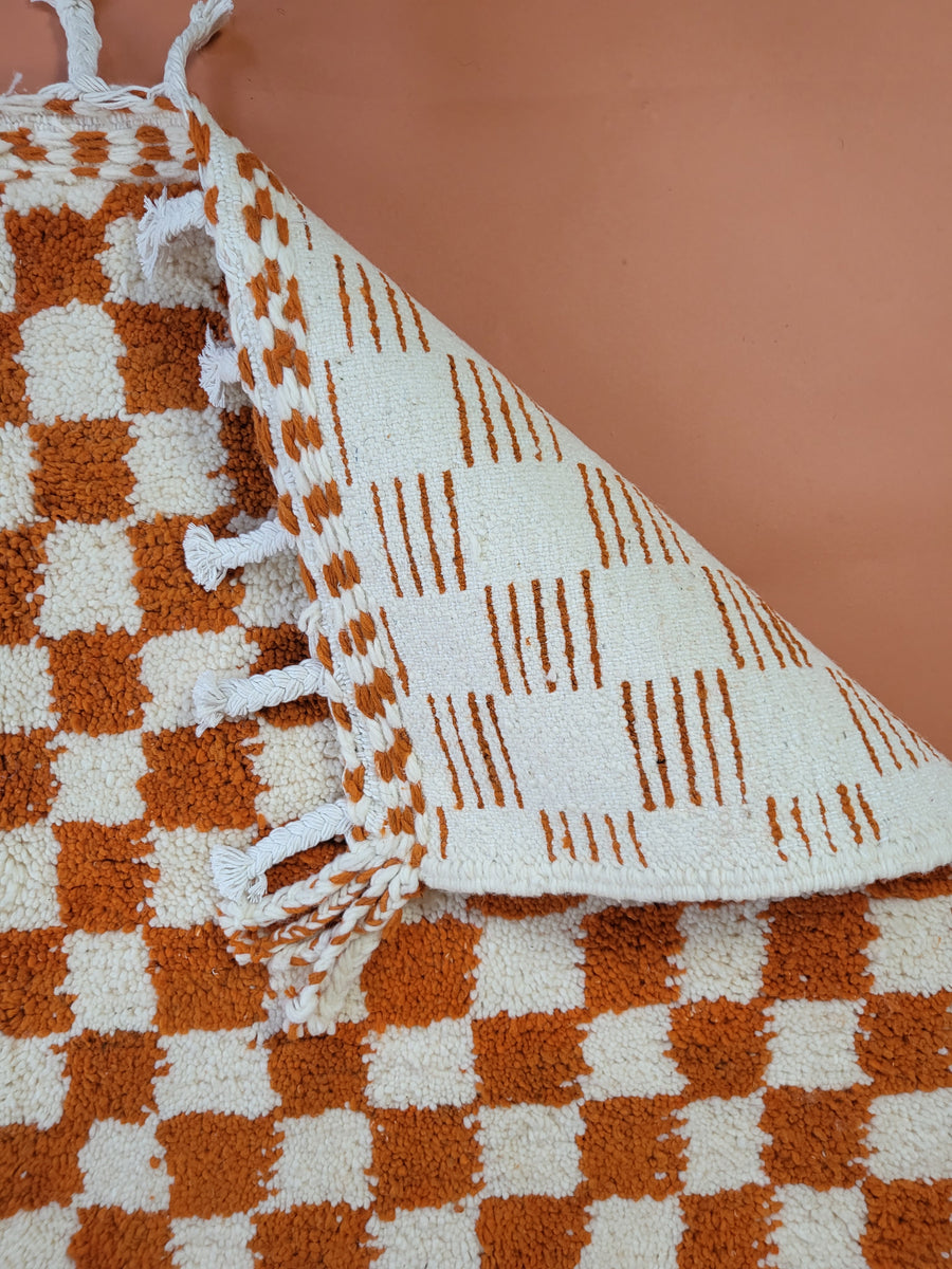 Nami – How Bizarre Rugs